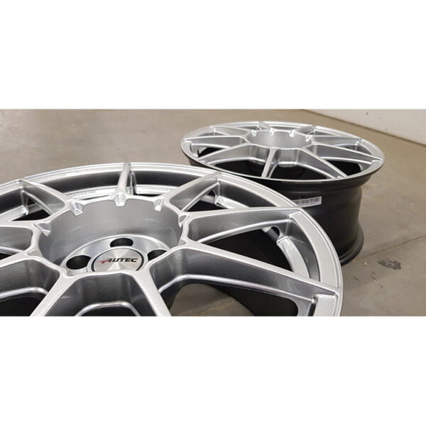 AUTEC ClubRacing | 17" a 19" | Hyper Silver | All-in Performance